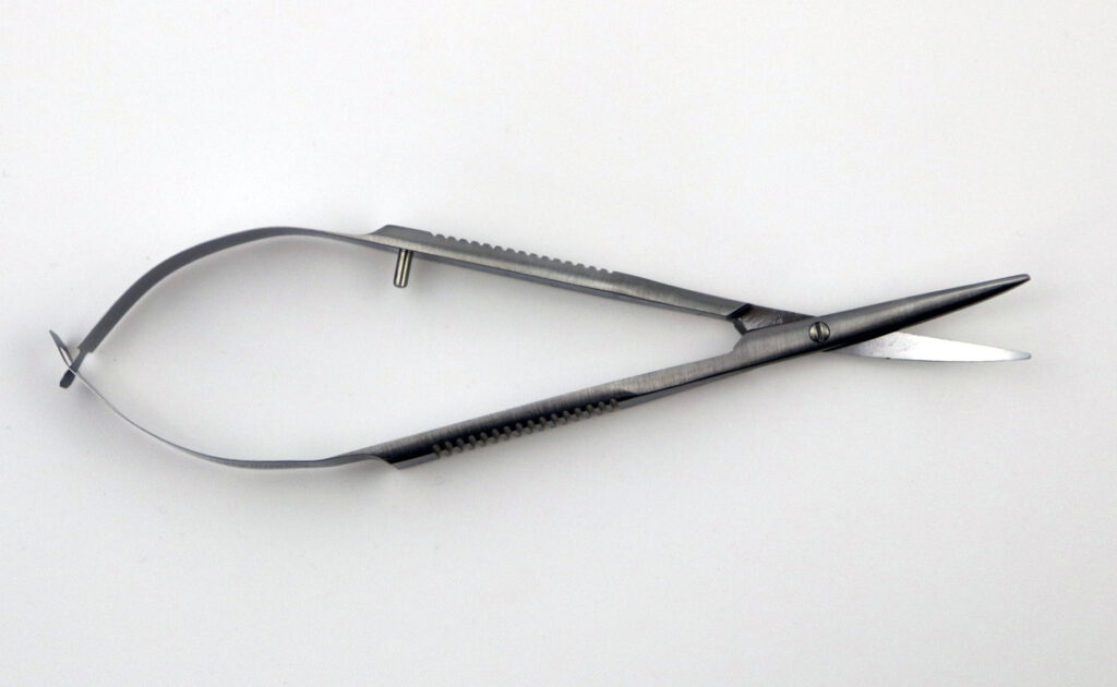 Williamson Strabismus Curved Blunt Flat Spring Type Scissors 4-3/4 ...